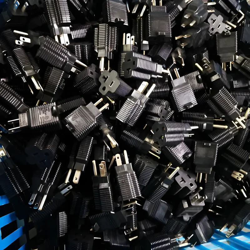 NEMA 5-15P to 5-15/20R (20Amp T Blade) | 15 Amp Household Plug to 20 ...